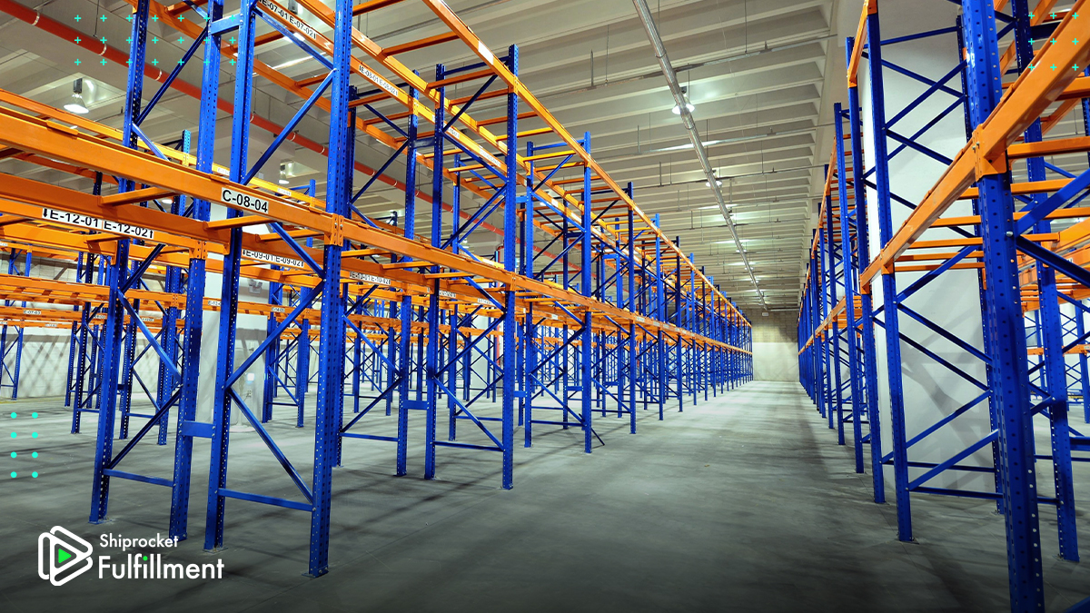 Types of Warehouse Storages and Storage Equipment - Shiprocket